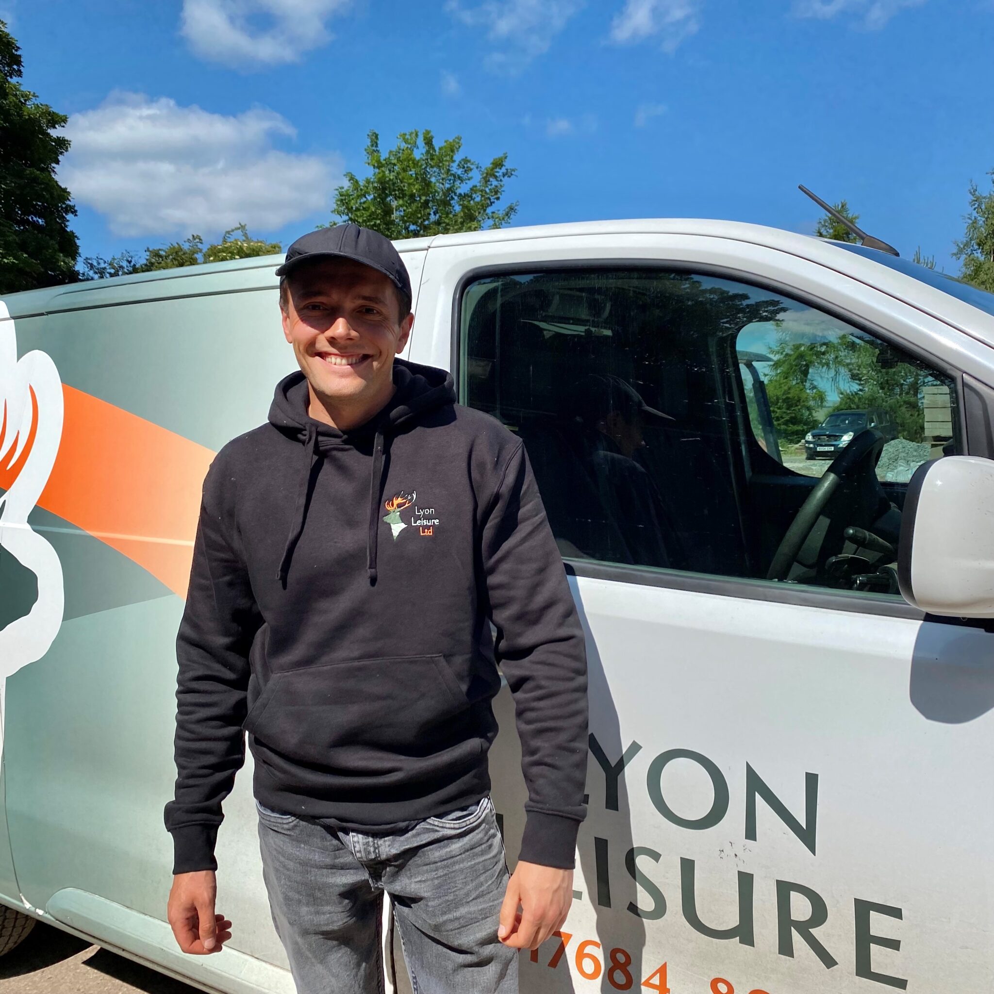 Welcome Folder - Flusco Wood